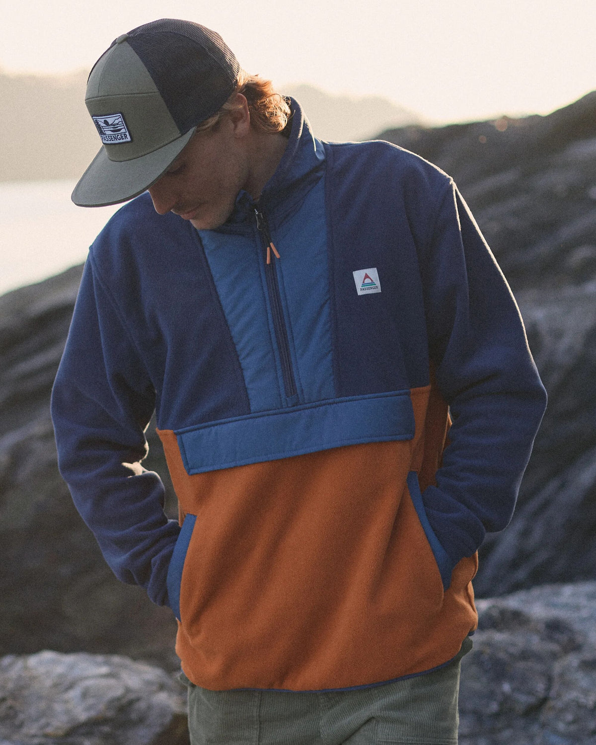 Woodland Hoodless Polar Fleece Rich Navy/Sunset Orange – Passenger